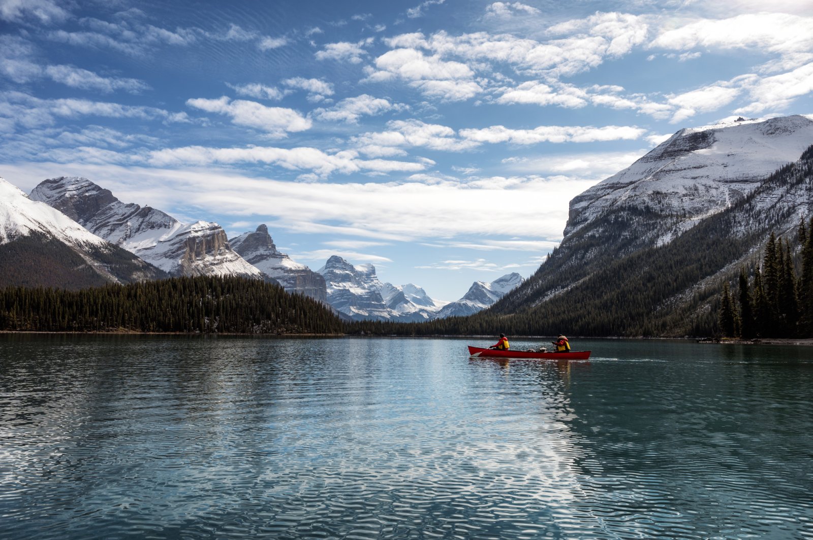 Der Maligne Lake - Malerischer See im Jasper Nationalpark