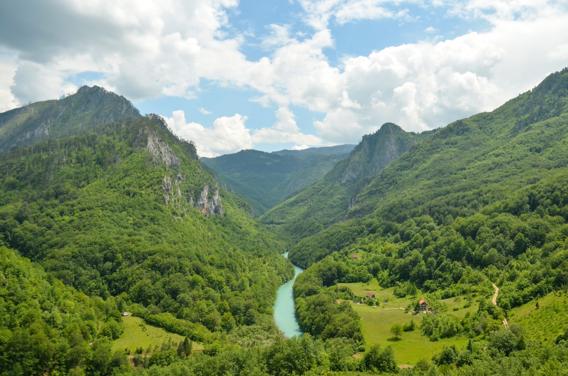 Durmitor Nationalpark – Berge, Seen & Canyons in Montenegro