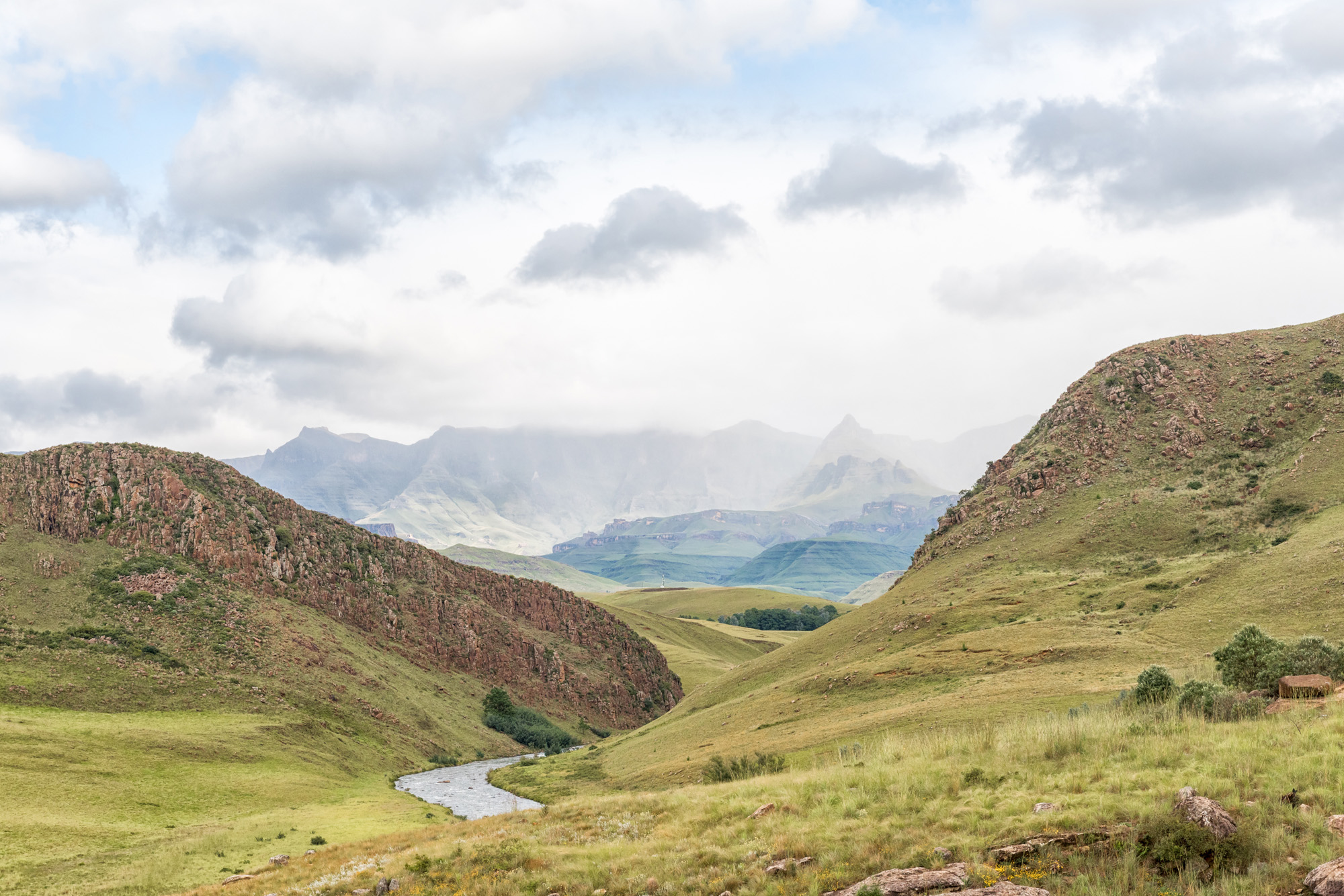 Die Drakensbergen – Majestätisches Gebirge in Südafrika